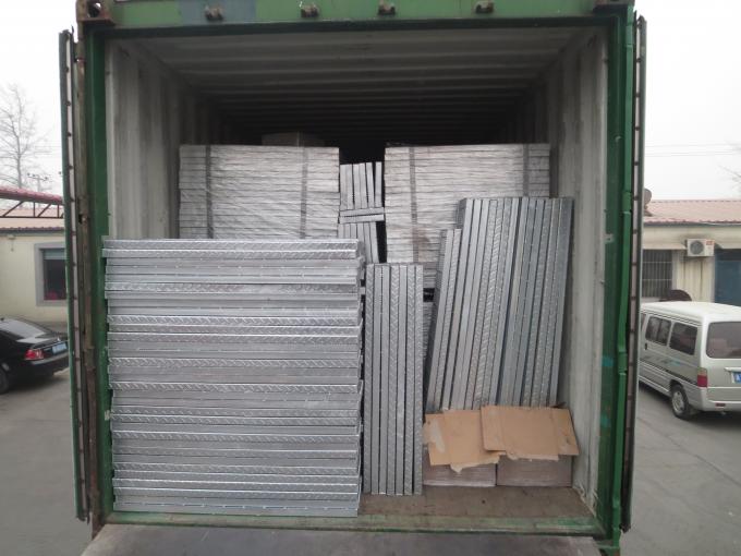 30x5 Steel Bar Grating Hot Dipped Galvanized Serrated Steel Grating