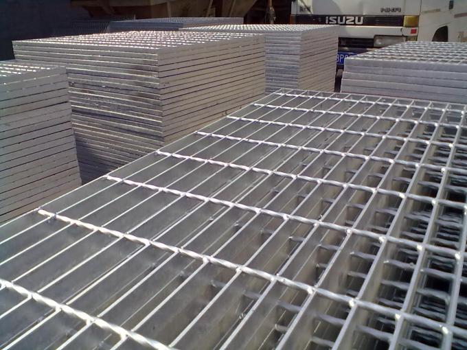 Standard 25x3 Forge Galvanized Steel Grating A36 Material Flat Type