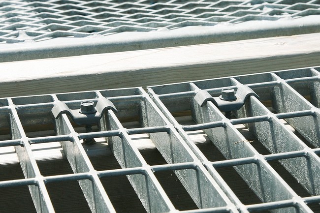 High Strength Steel Grating Clips Vandal Resistant Three Type Optional