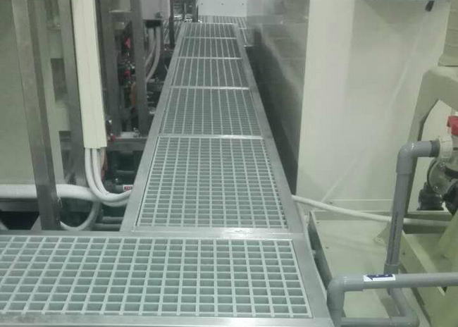 19 X 19mm Mesh Plastic Floor Grating For Walkway Different Size Optional