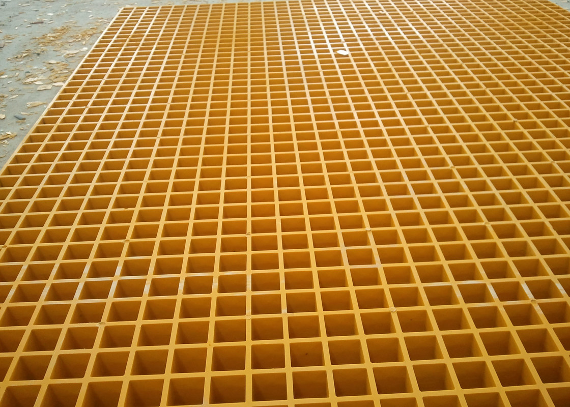 38MM Square Hole Plastic floor grating Yellow Color Free Sample