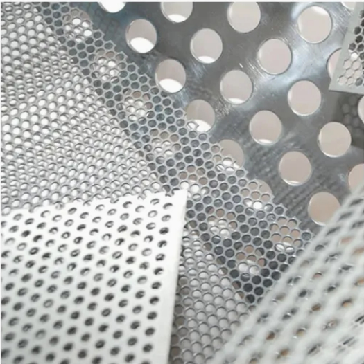 Galvanized Perforated Metal Sheet Mesh 0.7mm Thickness