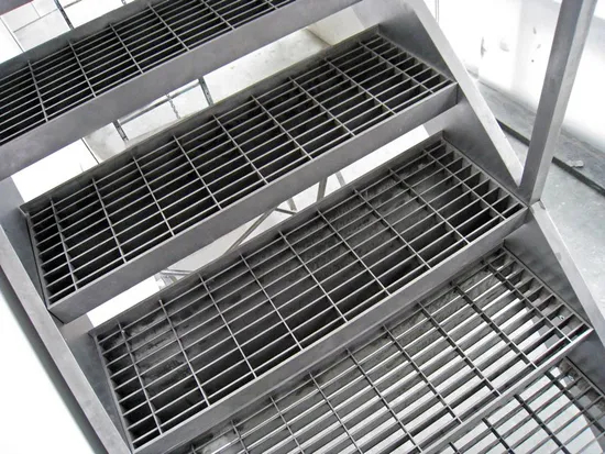 Galvanized Serrated Steel Stair Treads with Passivation