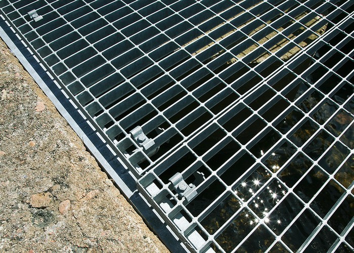 Flooring Steel Grating Clips Type A B C Optional Hot Dip Galvanized Surface